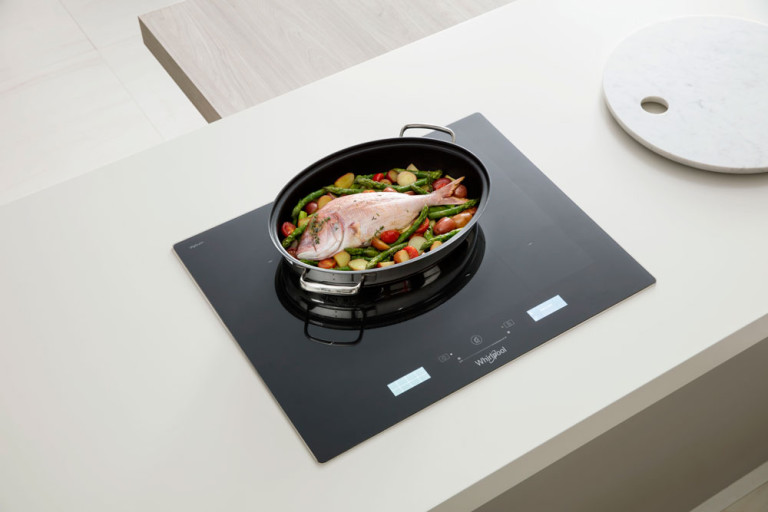 W Collection, la table de cuisson intelligente de Whirlpool ...